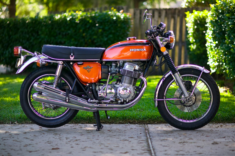 Honda CB 750 K2 orange de 1972 d'occasion - Motos anciennes de collection japonaise Motos vendues